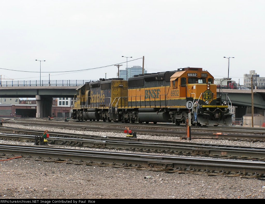 BNSF 6932